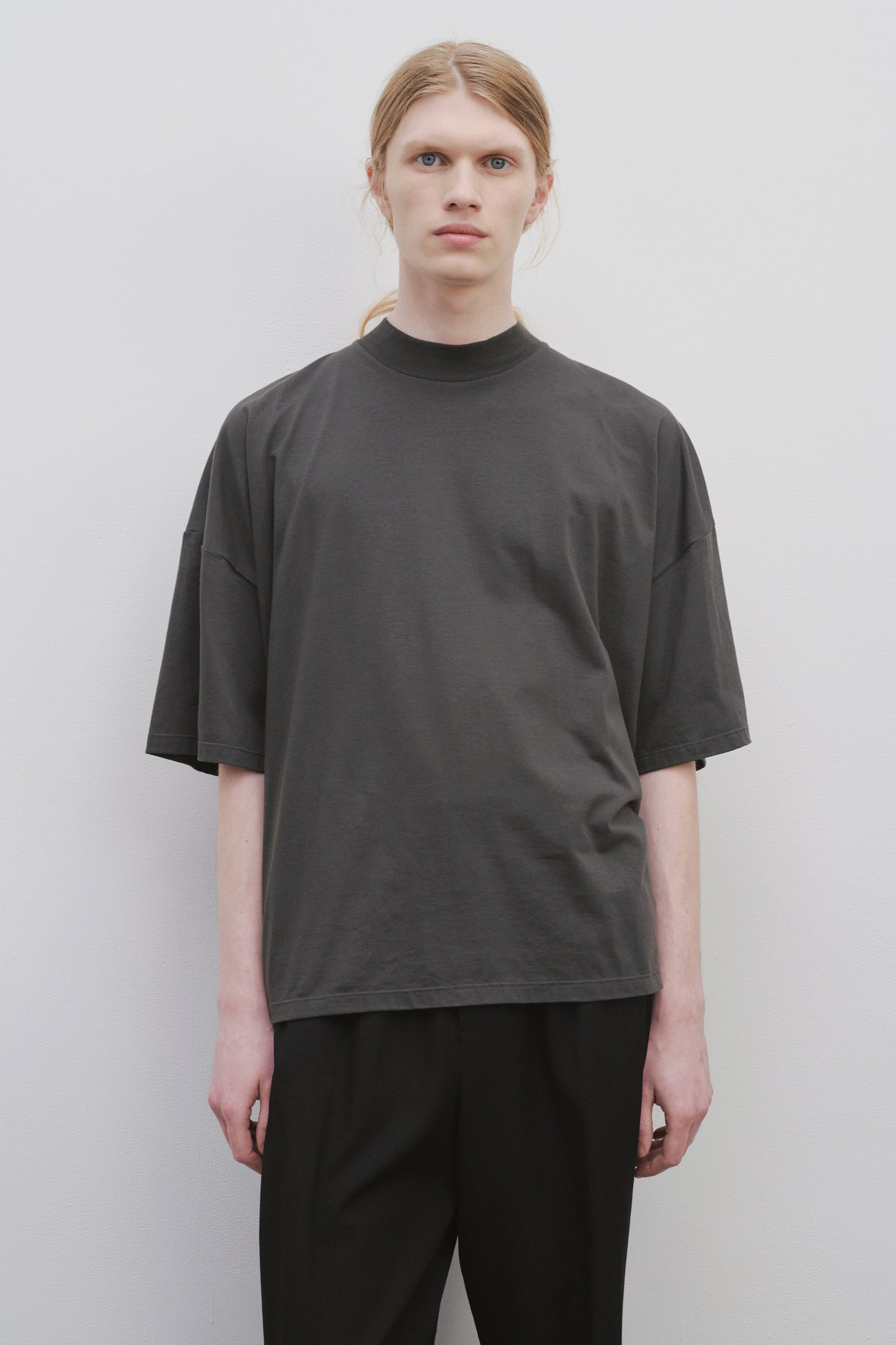 Dustin Top 그린 in Cotton – The Row